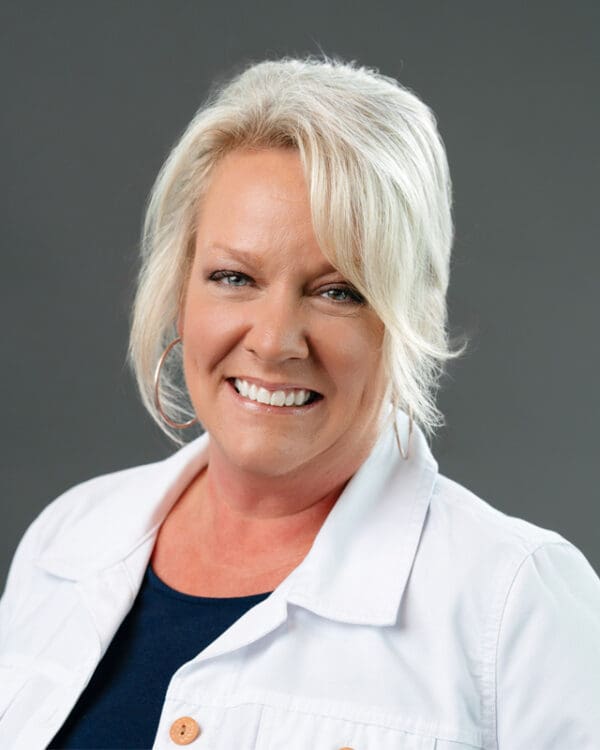 Melissa Feenstra, Cruise Expert | Cruise and Travel Experts
